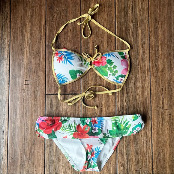 Guess | Swim | Guess Floral Tropical Bikini String Small 2 Piece ...